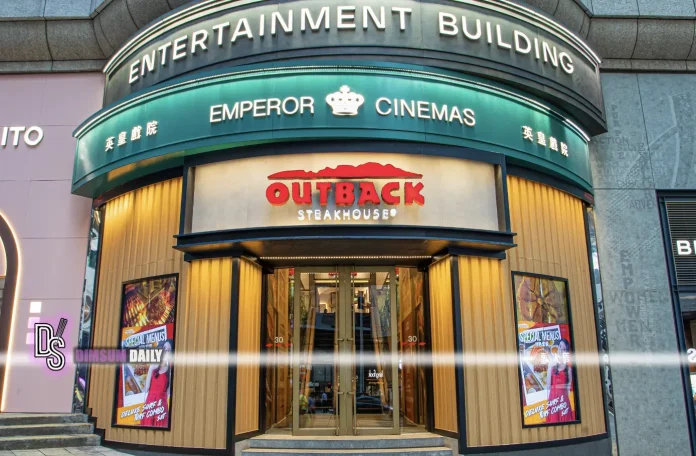 Outback Steakhouse celebrates opening of new Central location in ...