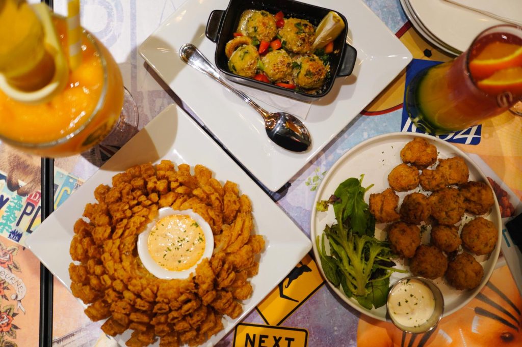 Outback Steakhouse celebrates opening of new Central location in ...