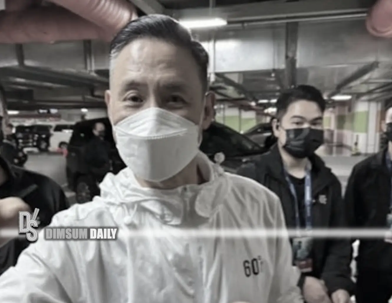 Hong Kong singer Jacky Cheung faces awkward question as fans swarm him before returning from ...