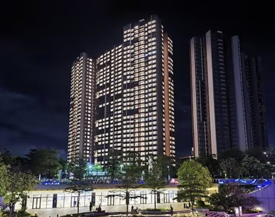 Foam walls uncovered at New World China housing project in Guangzhou