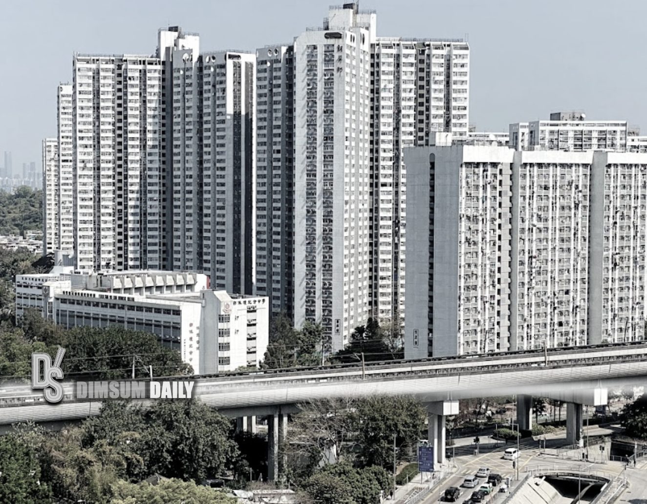 Violent altercation leaves two injured at Yuet Ping House, Long Ping ...