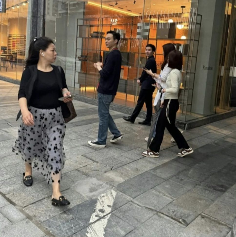 Celebrity couple Julian Cheung and Anita Yuen spotted in Shenzhen ...
