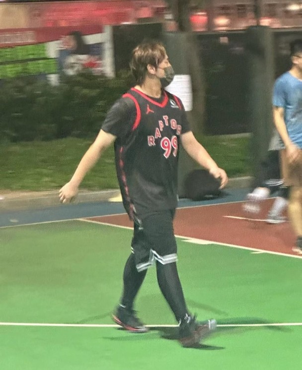 MIRROR's popular member Keung To spotted playing basketball despite ...