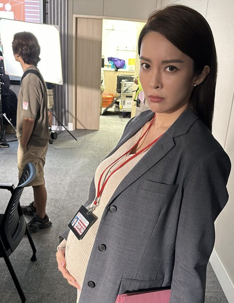 Local actress Kelly Cheung surprises fans with pregnancy announcement ...