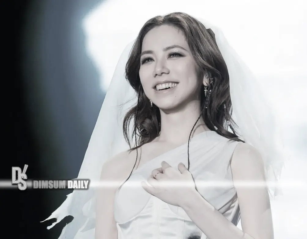 HK singer G.E.M. breaks record for Asian female singers with 5 ...