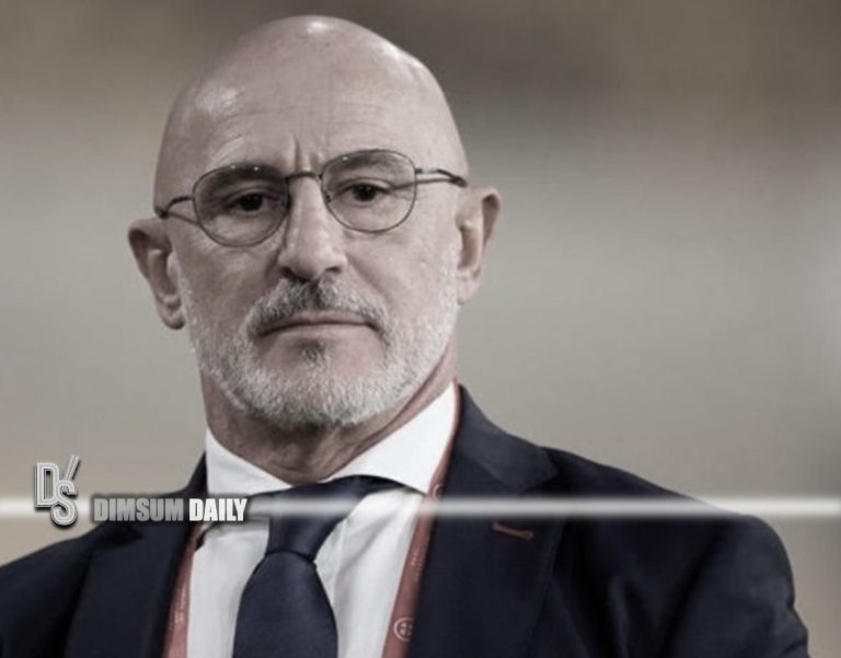 Spanish Football Federation extends contract of national team coach ...