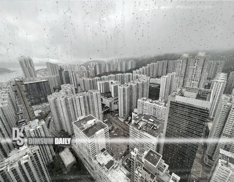 Hong Kong Observatory issues second Amber Rainstorm Warning Signal of ...