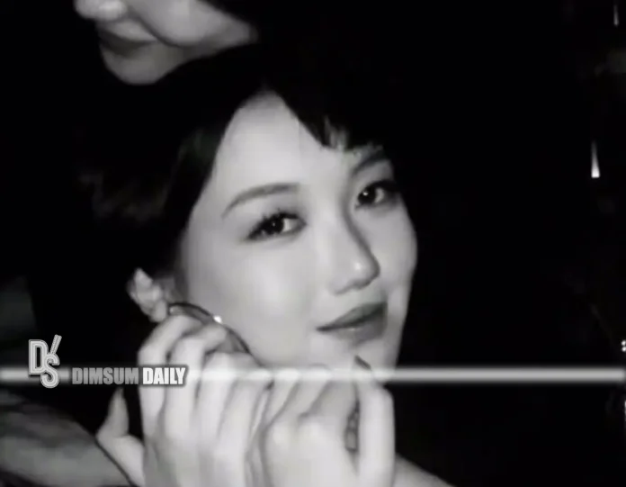 Faye Wong accompanies daughter Li Yan after surgery, returns to Beijing