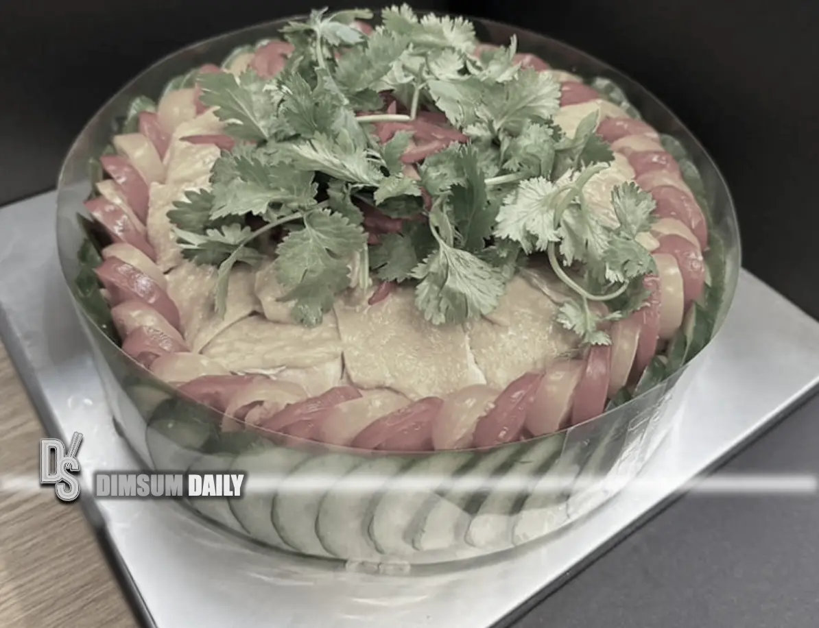 Netizens dub Grand Hyatt's HK$988 Hainanese Chicken Rice Cake a novelty