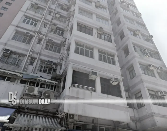 Woman found dead in Tsz Wan Shan's Wah Kay House, boyfriend arrested on ...