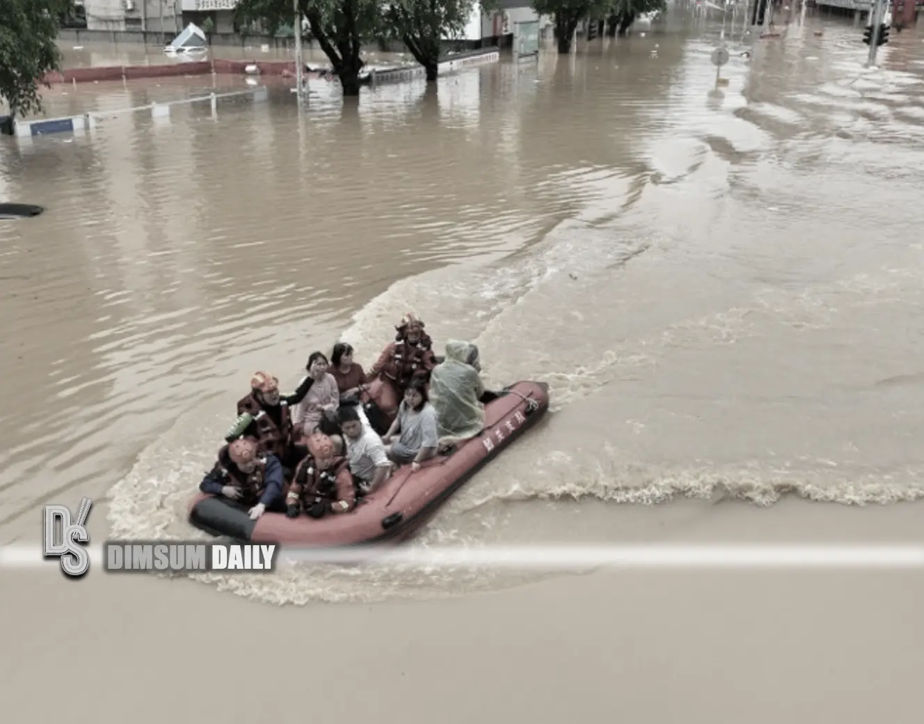 Hunan province hit by floods, dyke breaches and mass evacuations follow ...