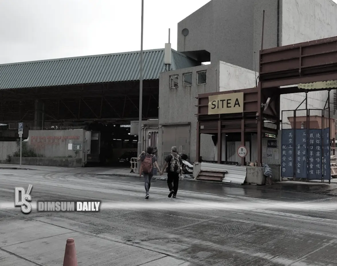 Captain found unconscious on fishing boat at Kwun Tong Wholesale Fish ...