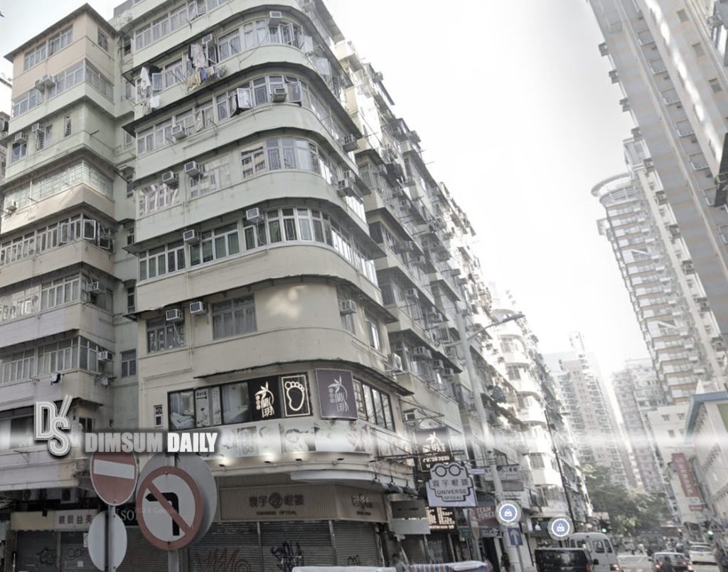 Man struck on head by falling window in Mong Kok stairwell