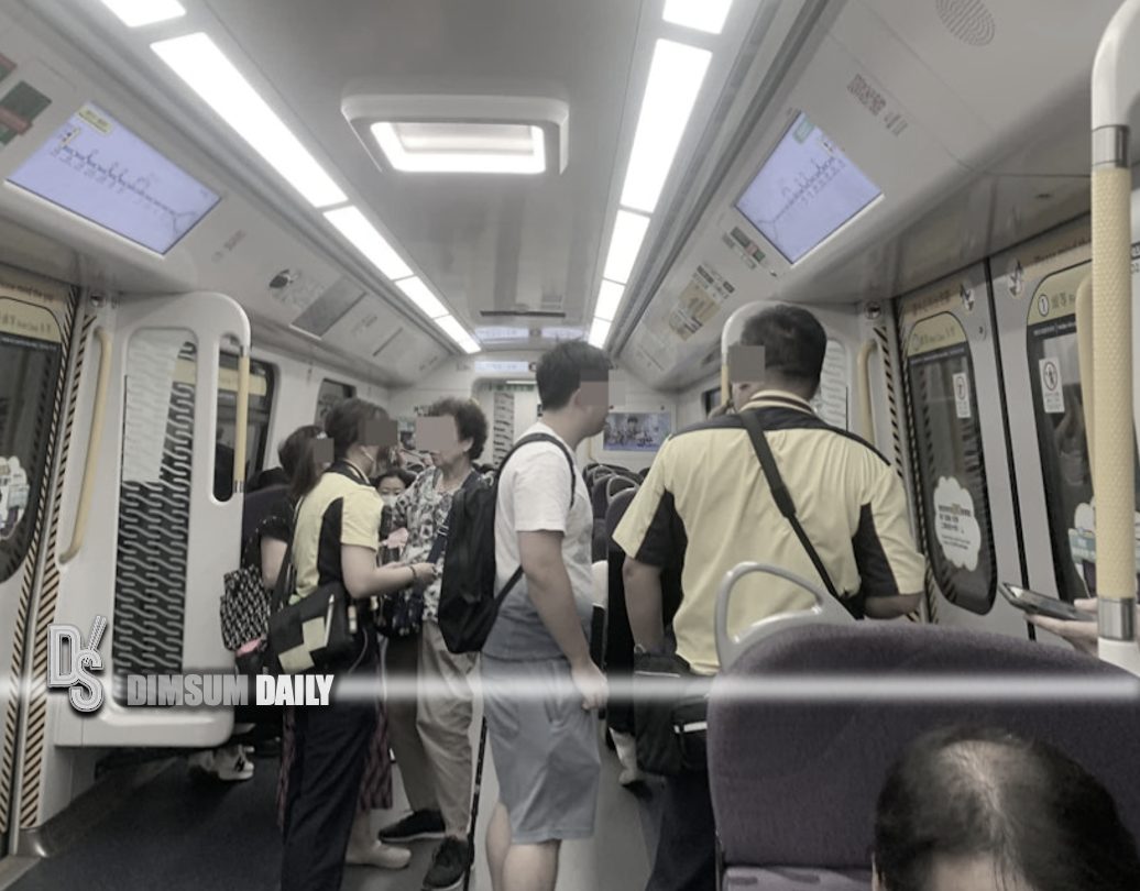 Hong Kong man witnesses fare evasion in MTR first-class cabin
