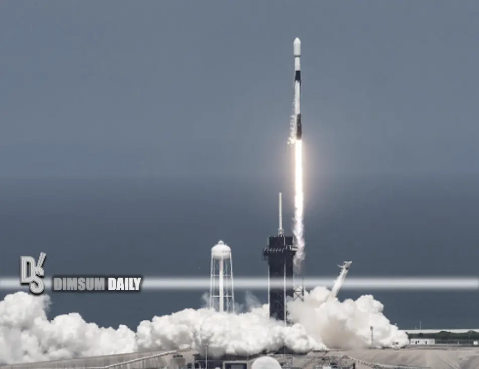 SpaceX launches Transporter-11 mission, sending 116 small satellites to ...