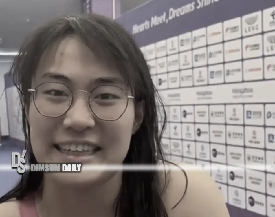 Chinese swimmer Jiang Yuyan shines bright with gold medal at Paris ...