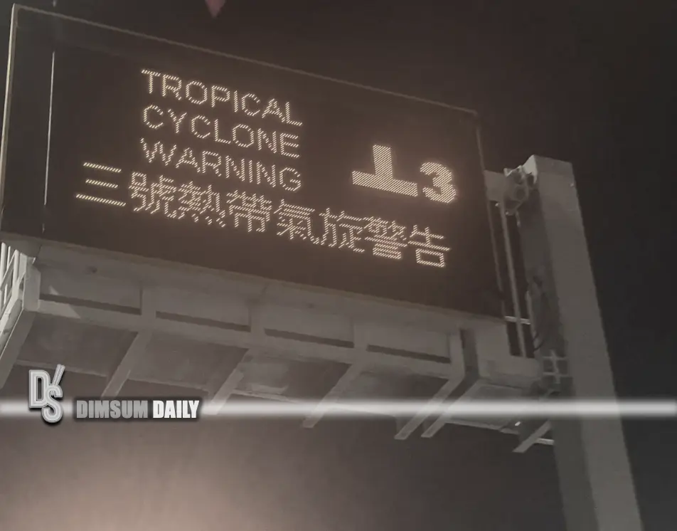 Yagi intensifies into severe typhoon, Strong Wind Signal No. 3 in ...