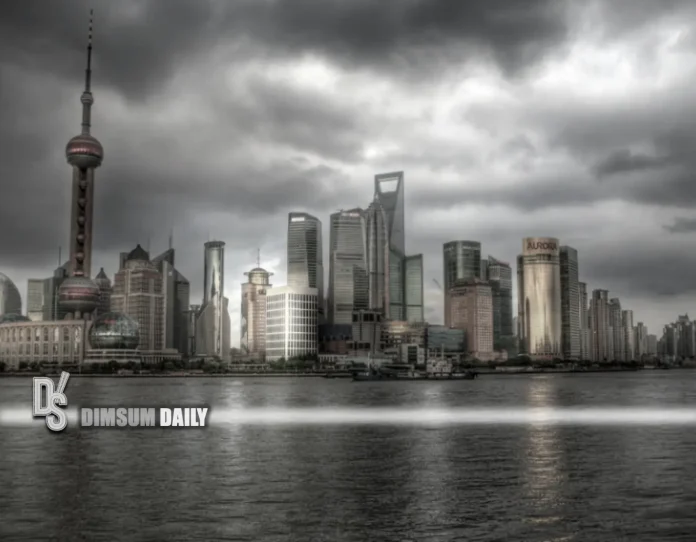 Emergency services mobilised as Typhoon Bebinca hits Shanghai, more ...