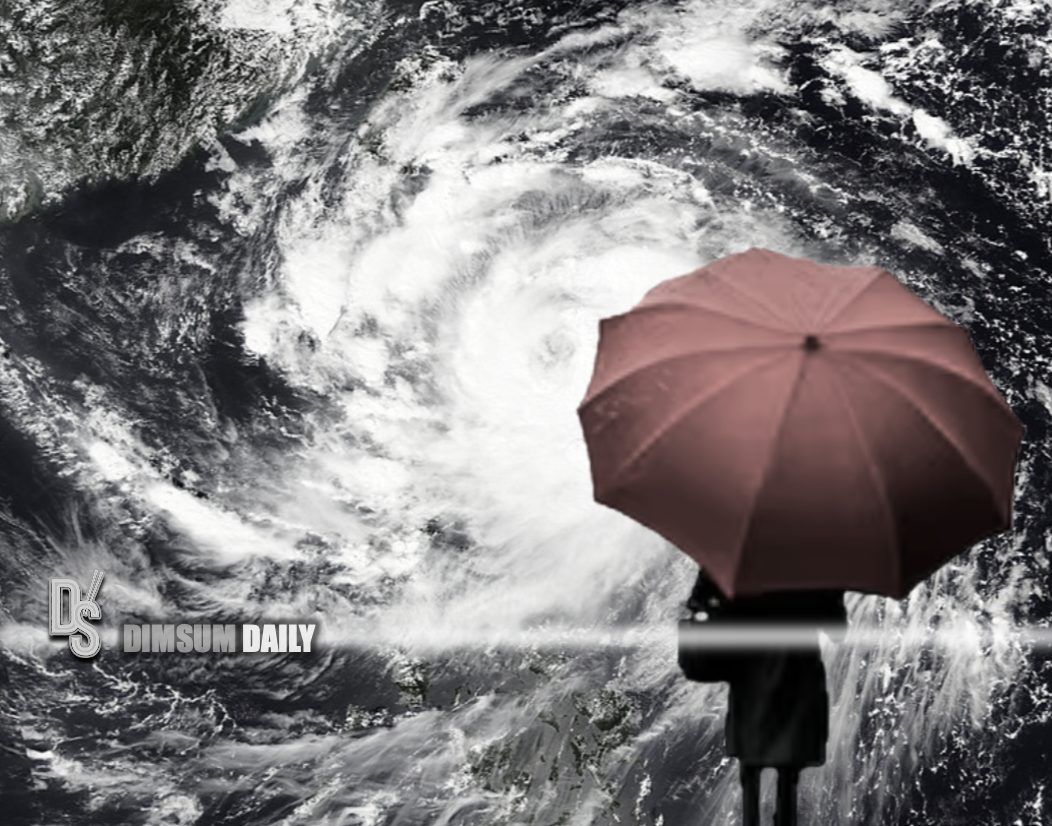 Typhoon Krathon expected to intensify, nears Hong Kong with 800km warning radius by Monday afternoon