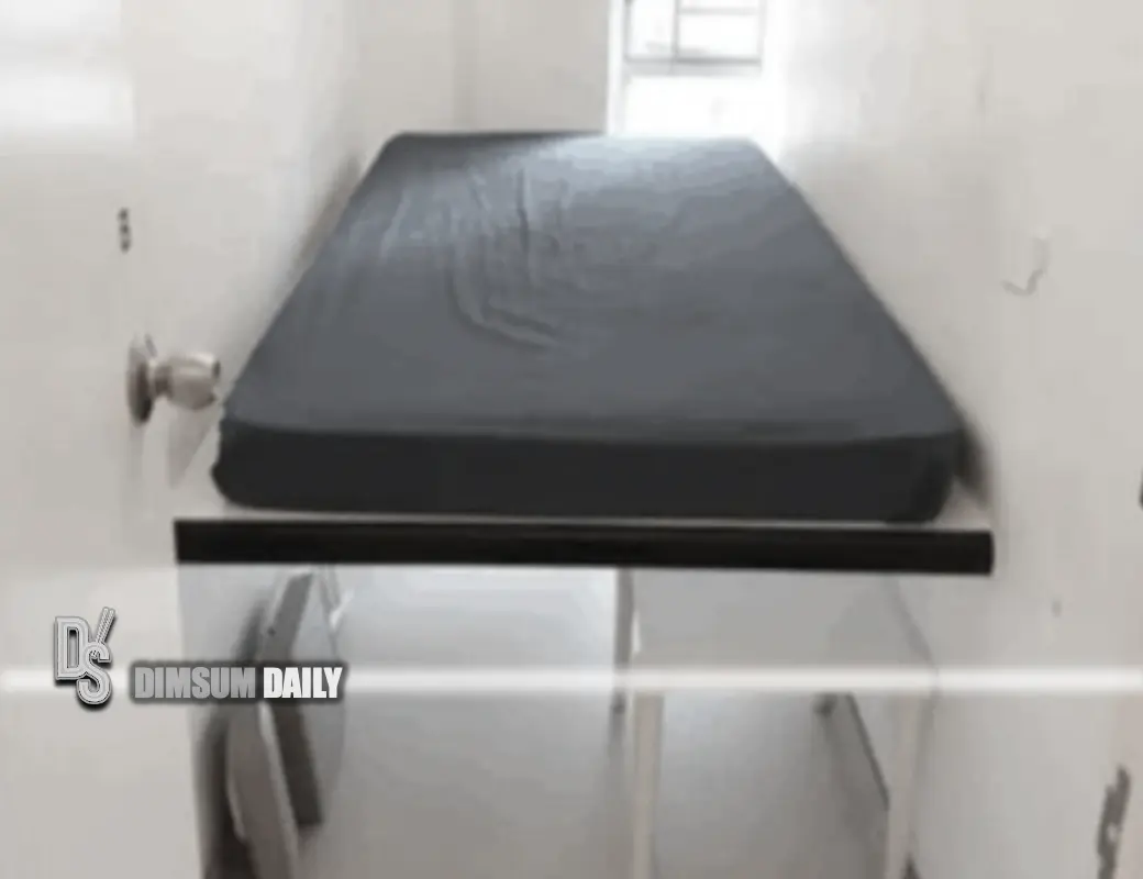 Foreigner questions appalling subdivided flat for rent in North Point ...