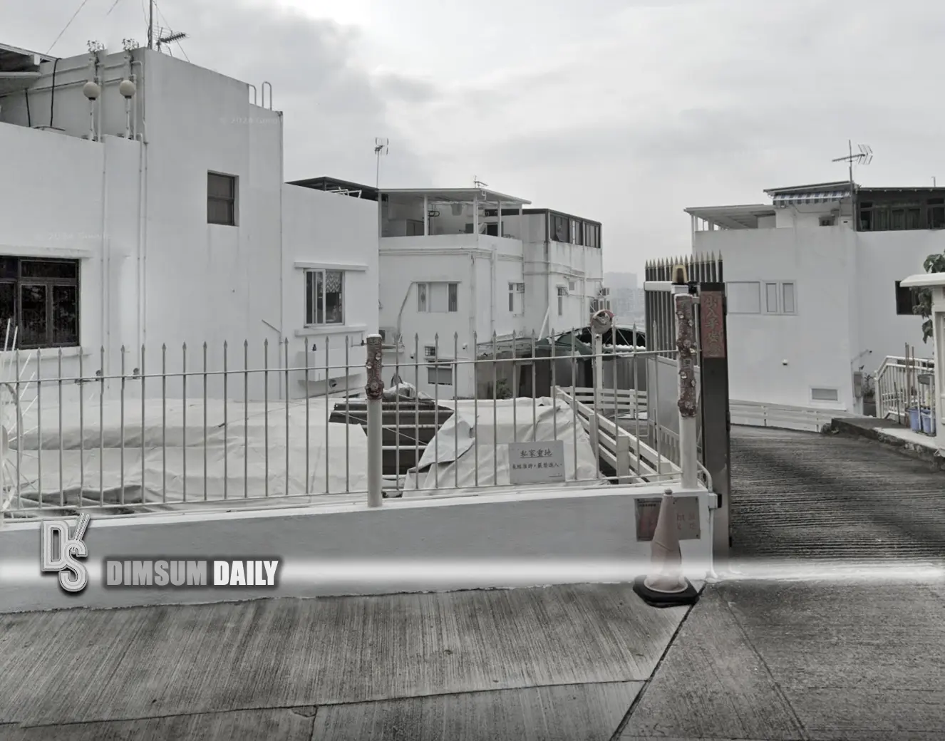 Burglars target Route Twisk Villa in Tsuen Wan, stealing over HK$8 ...