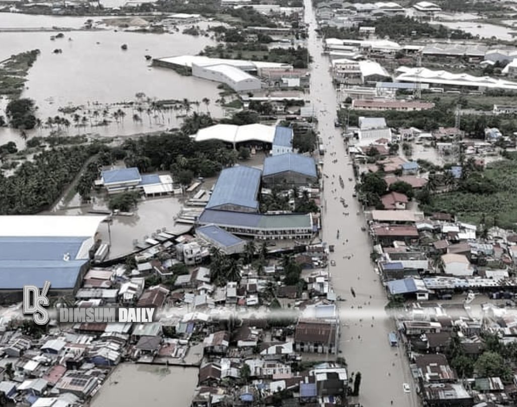 Typhoon Toraji strikes Philippines, forcing mass evacuations
