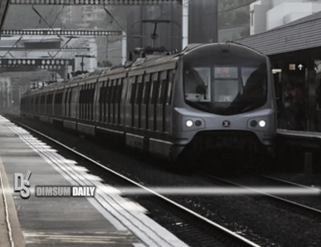 Hong Kong maintains MTR services ahead of Tropical Cyclone Warning ...