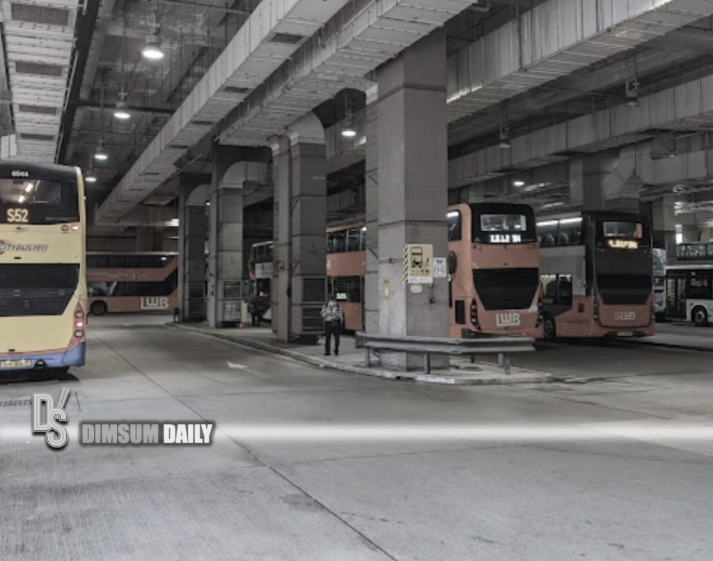 49-year-old man dies after collapsing on bus in Tung Chung