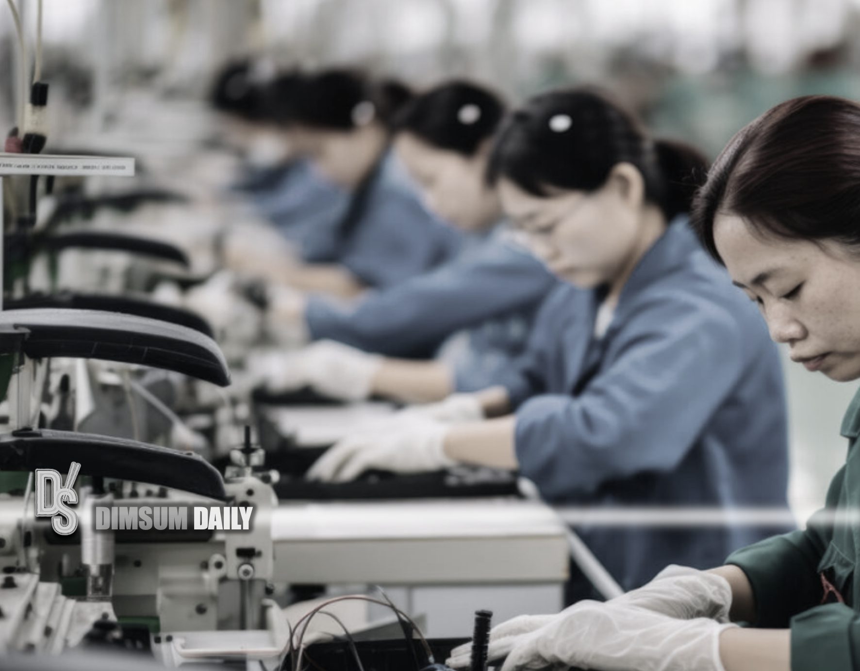 China's factory activity remains positive despite economic challenges