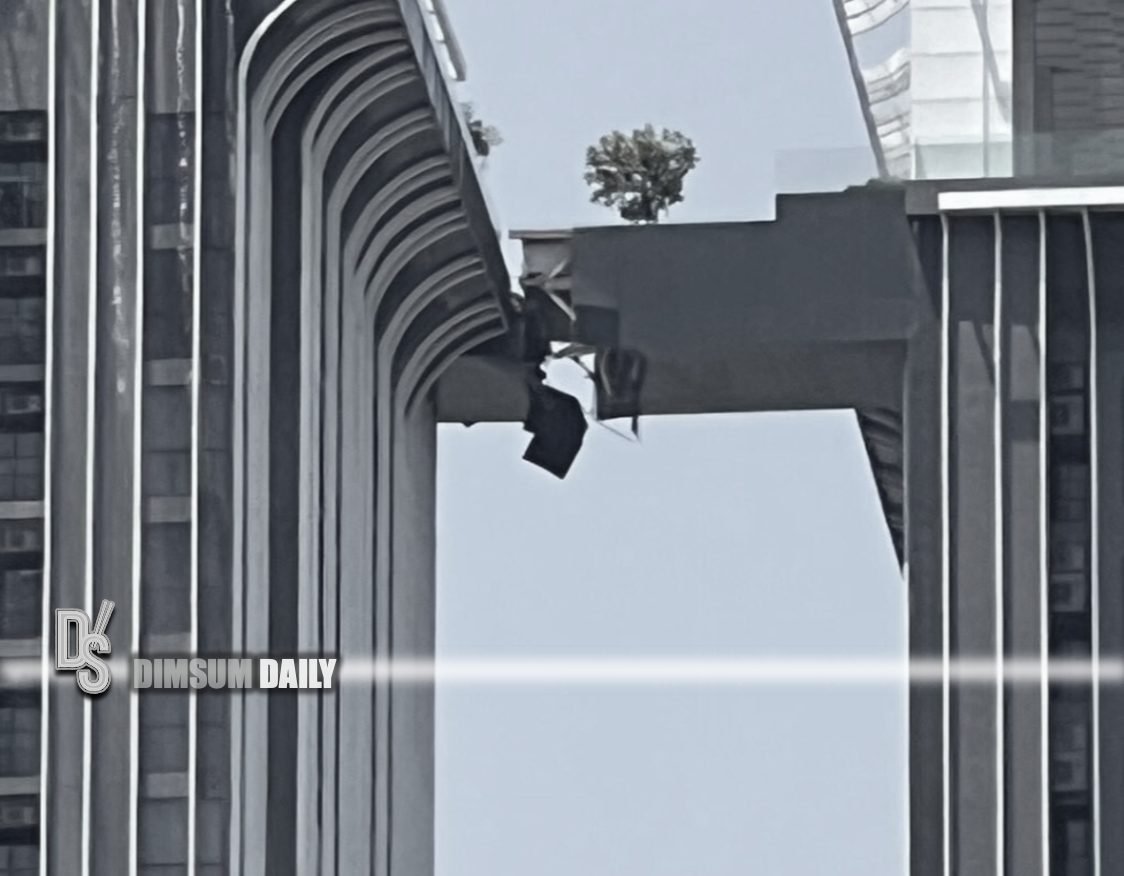 Sky bridge at Park Origin Thonglor, Bangkok detached following severe earthquake in Bangkok