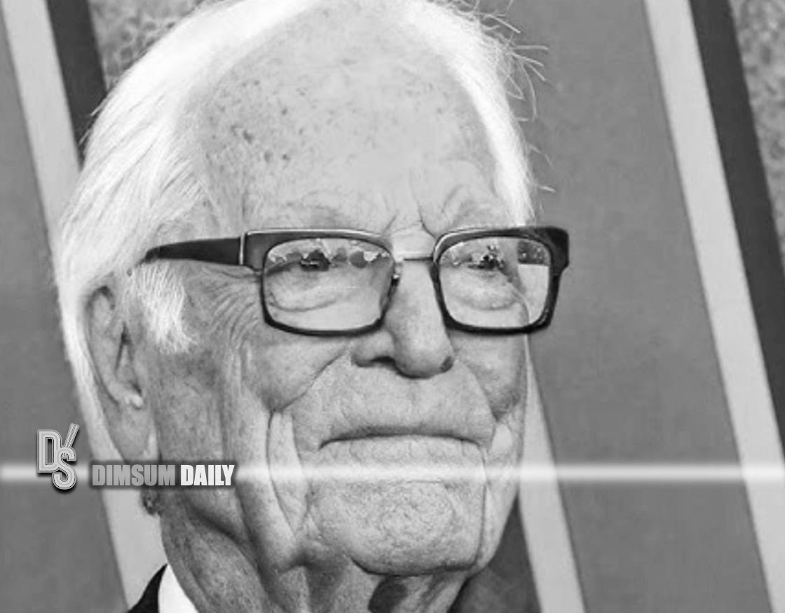 Richard Chamberlain, iconic star of "Dr. Kildare," dies at 90