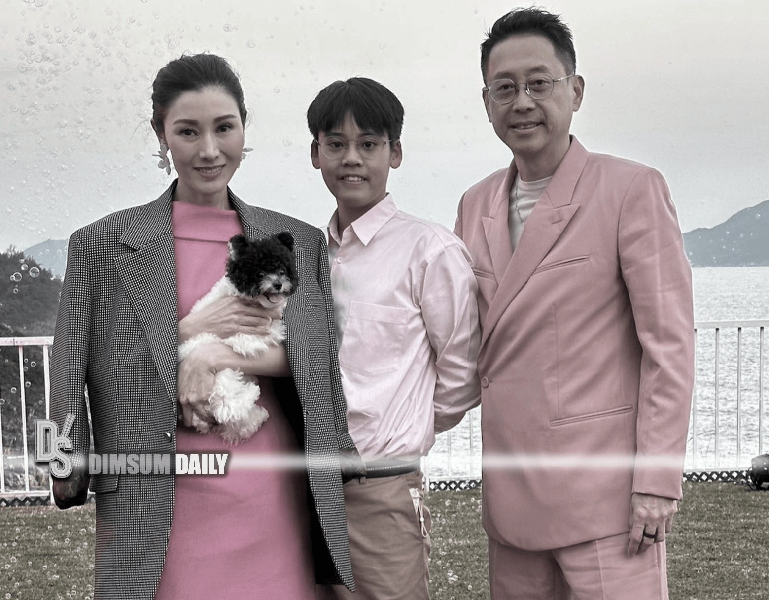 Michele Reis shares stunning views from her luxurious home garden