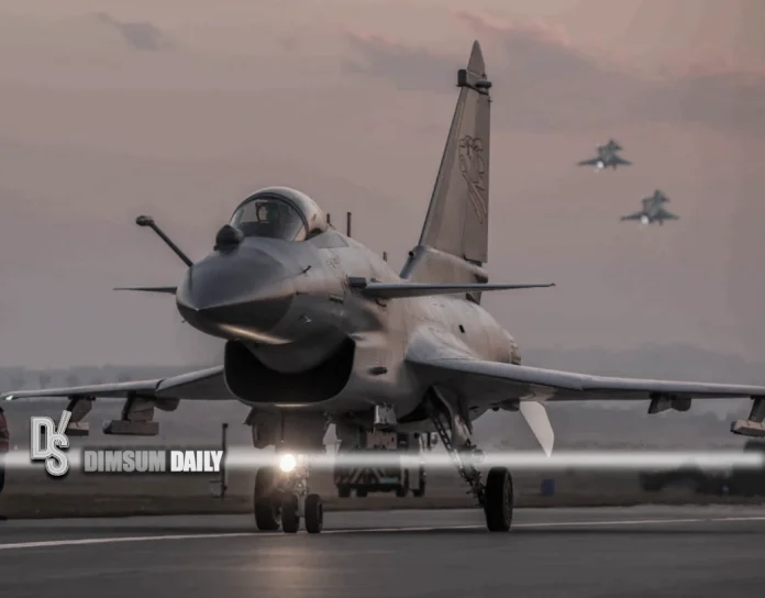 Chinese military affairs expert explains J-10CE’s advantages in CCTV News report on J-10CE’s ...