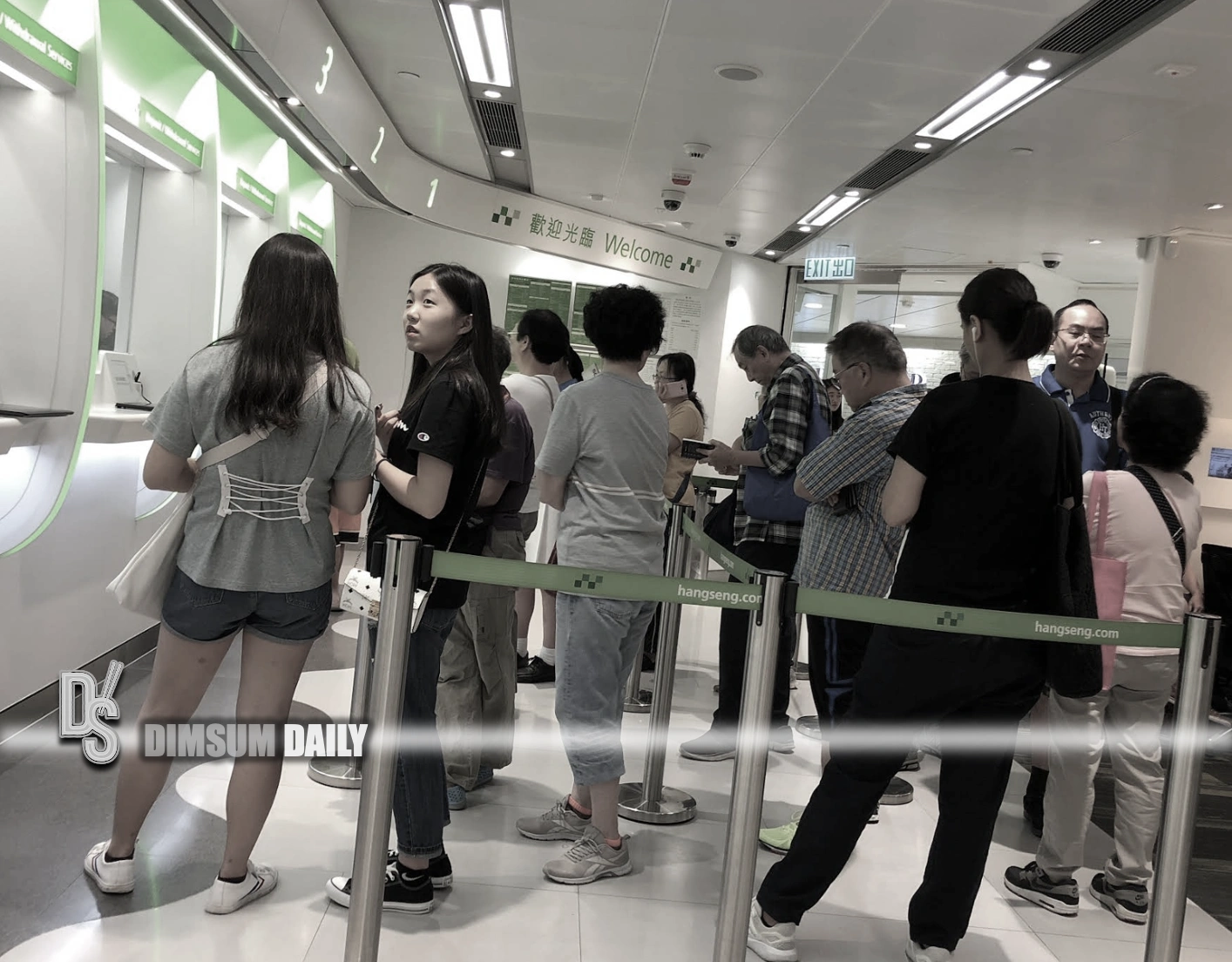 Hang Seng Bank robbery at Fortune City One in Sha Tin leaves residents ...