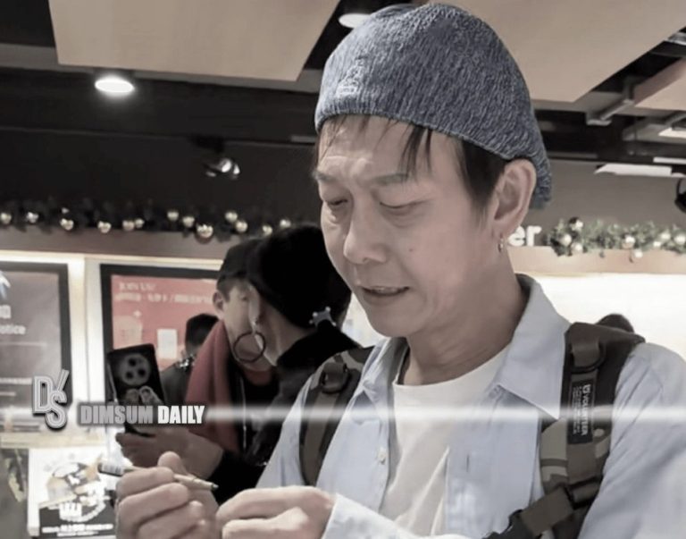 Former Hong Kong action star Chin Siu-ho spotted at local bookstore