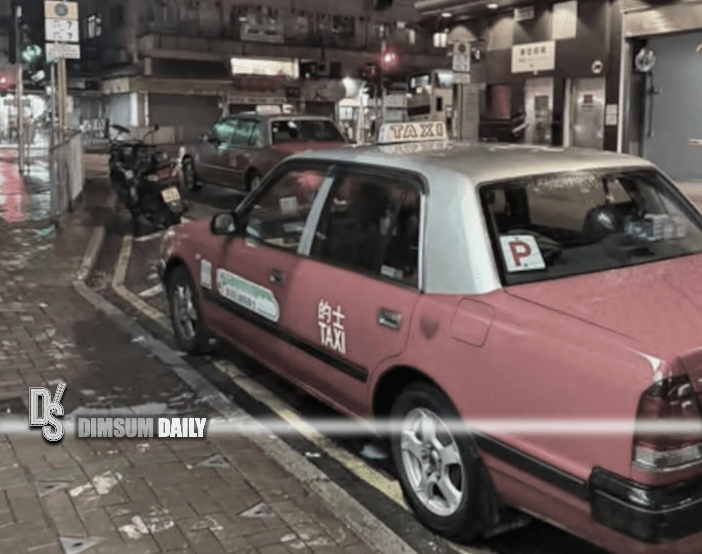 Online buzz surrounds taxi with "P" sticker