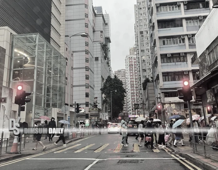 Red Rainstorm Warning issued by Hong Kong Observatory, flood alert for ...