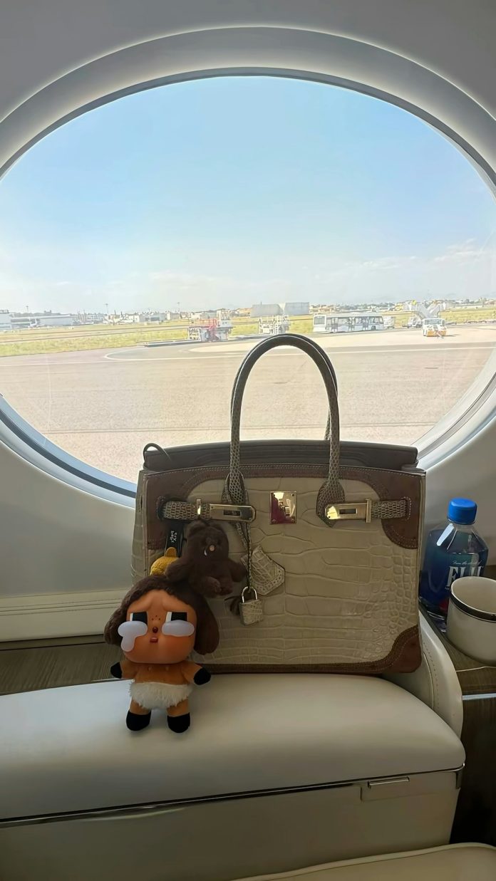 Actor Ray Lui and wife Yang Xiaojuan's lavish London trip reveals rare ...