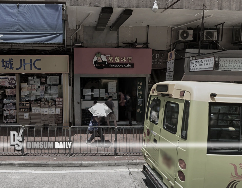 Man found unconscious in alleyway behind Shau Kei Wan building ...