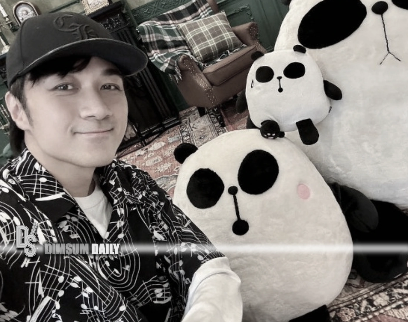 Leo Ku postpones busking event in TST as Hong Kong Observatory set to ...