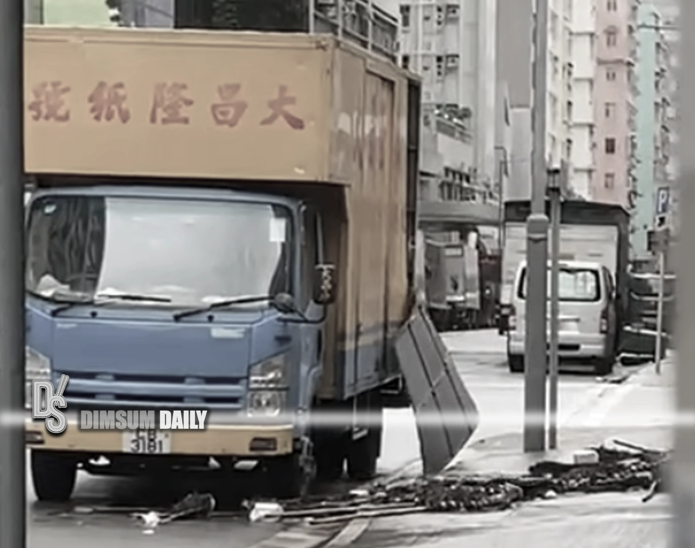 Hong Kong Observatory issues Hurricane Signal No. 10 for only the 17th time in 80 years