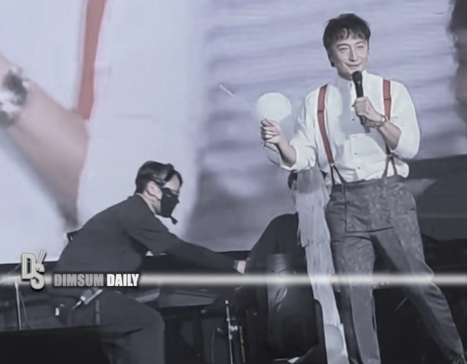 HK singer Alex Fong reveals baby’s gender on stage, expresses shock
