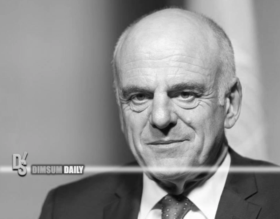 Global health champion Sir David Nabarro, leader in tackling bird flu ...