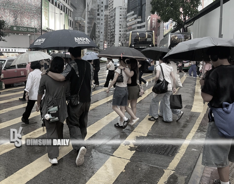 Red Rainstorm Warning issued by Hong Kong Observatory following heavy ...