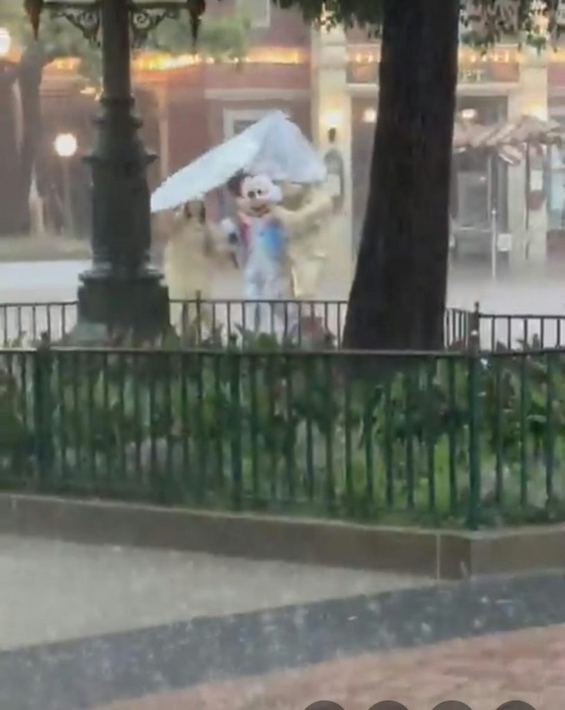 Disney responds to criticism over Mickey Mouse performer working in ...