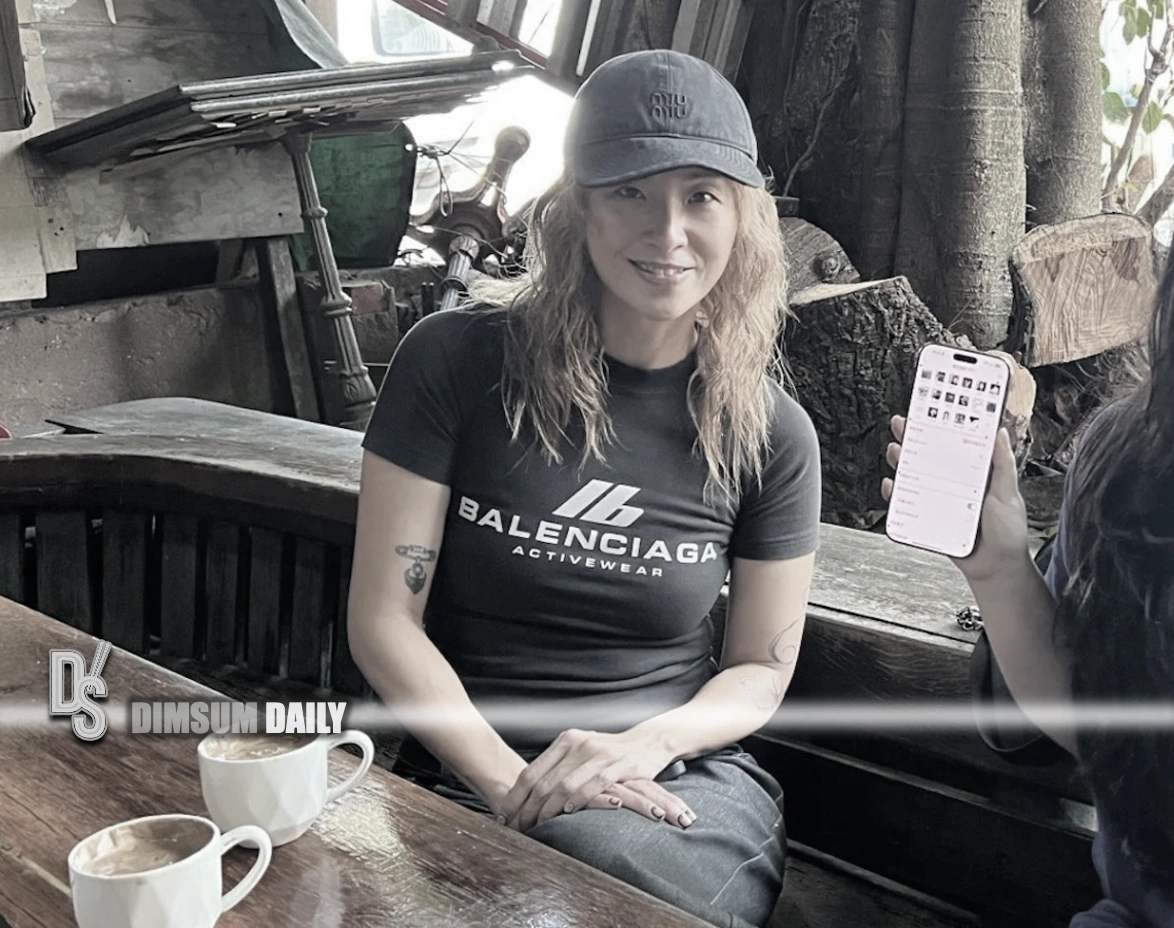 Hilary Tsui's natural look exposed by chance encounter, fans praise her gentle interaction