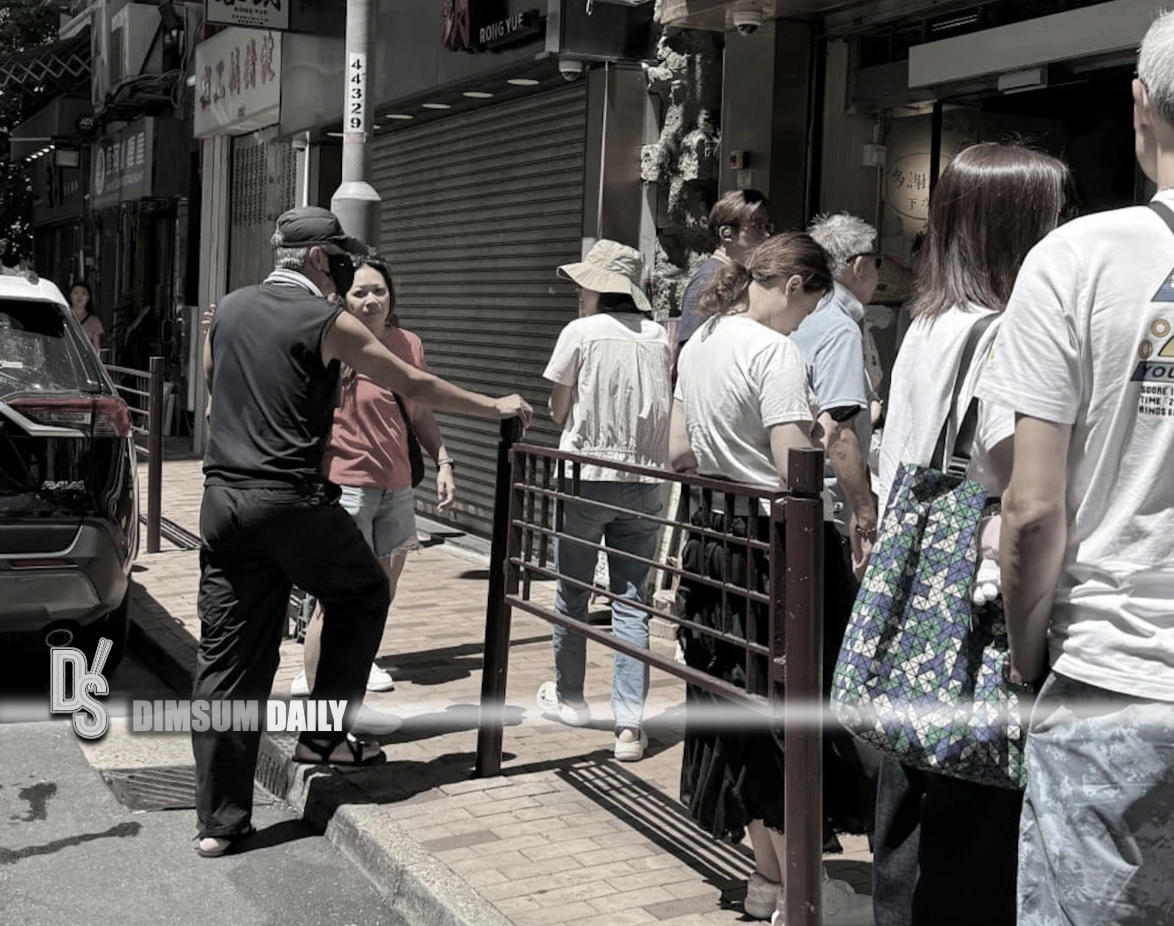 70-year-old Hollywood star Chow Yun-fat spotted enjoying noodles in ...