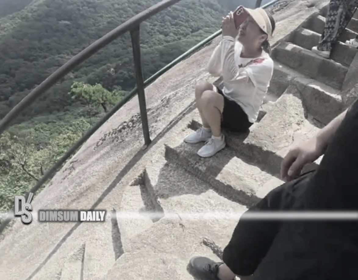 Tourist falls 100m from Fenghuang mountain cliff after sitting on railing