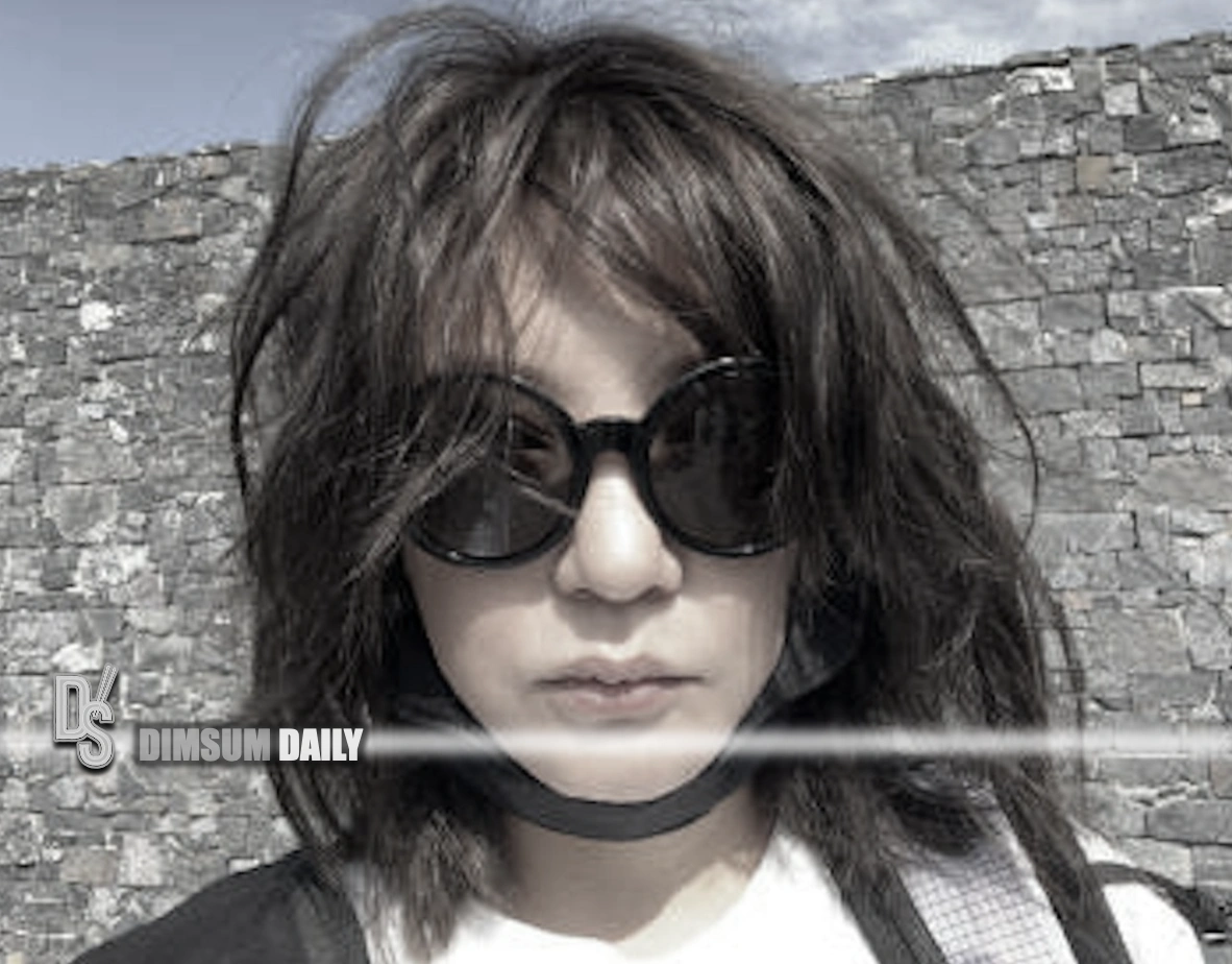 Chinese actress Zhao Wei reemerges with new look after years of seclusion