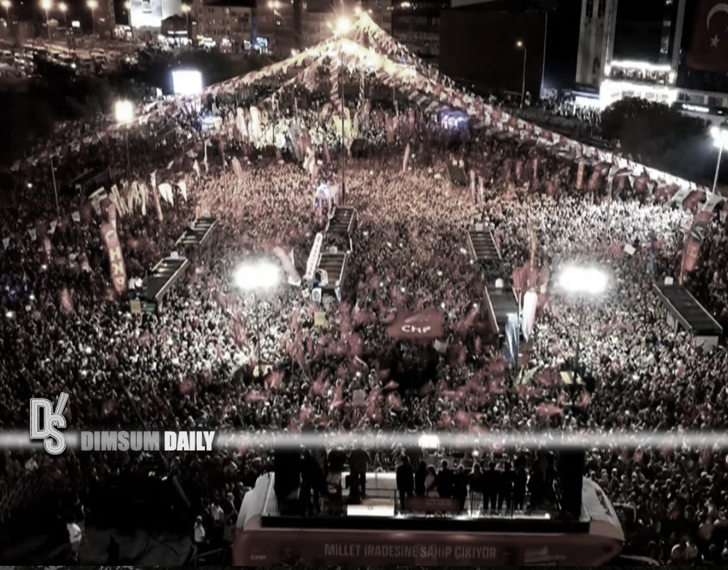 Massive rally in Istanbul against court decision on opposition party ...